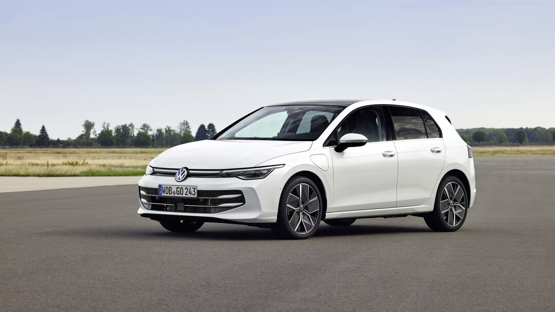 De Golf: 50 jaar en beter dan ooit | De Waal Autogroep